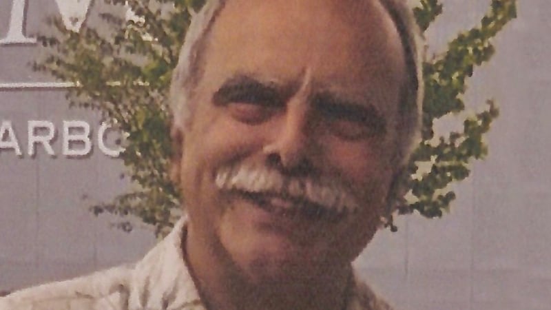Robert “Bob” Eugene Thompson Robert “Bob” Eugene Thompson